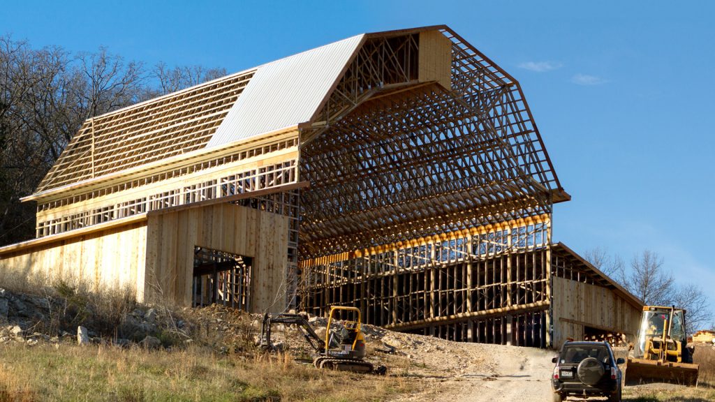 Barn-Construction | The Jim Bakker Show