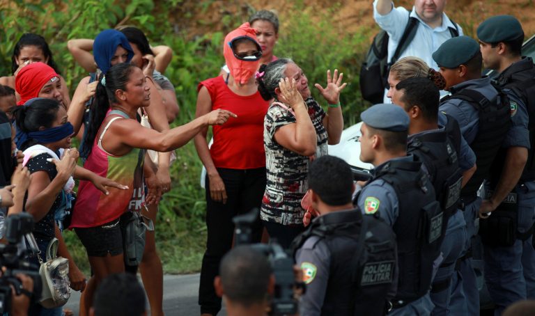 Brazil to transfer gang leaders after prison massacre