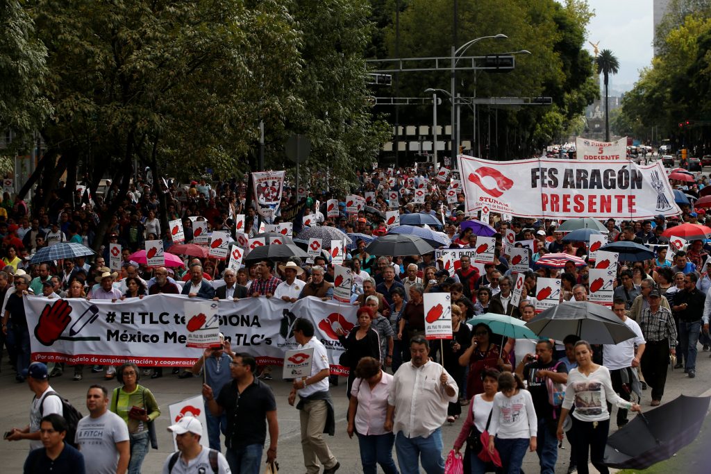 Thousands of Mexicans march to scrap NAFTA, as government fights to...