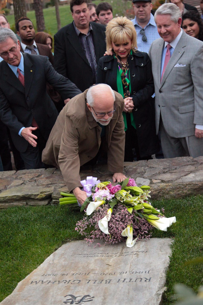 Jim Bakker Remembers Billy Graham | The Jim Bakker Show