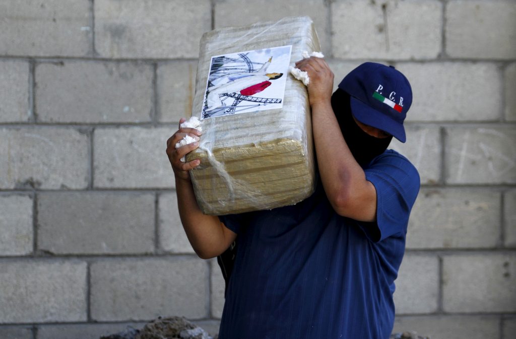 U.S. and Mexico to set up joint team to fight drug cartels