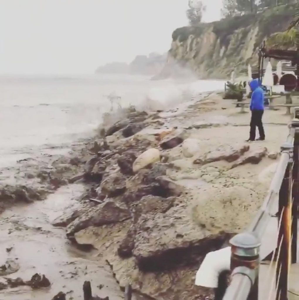 Mudslide risk in Southern California wildfire zones prompts evacuation ...