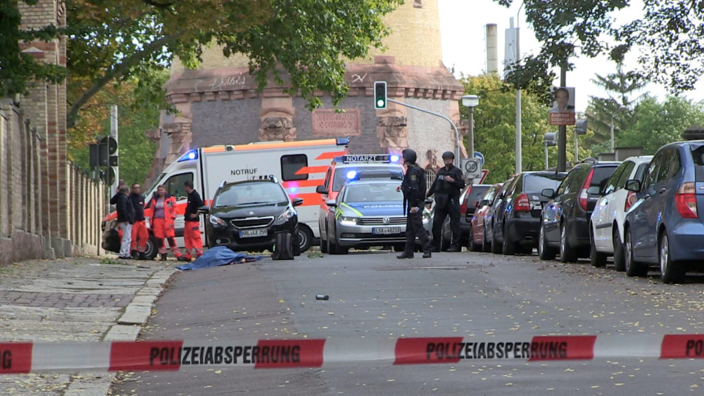 Two killed in shooting at synagogue in Germany, suspects flee in ...