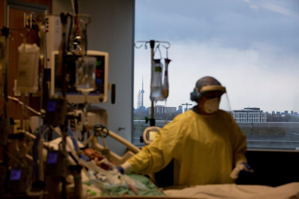 'Unnecessary sadness': Inside Ontario's strained intensive care units ...
