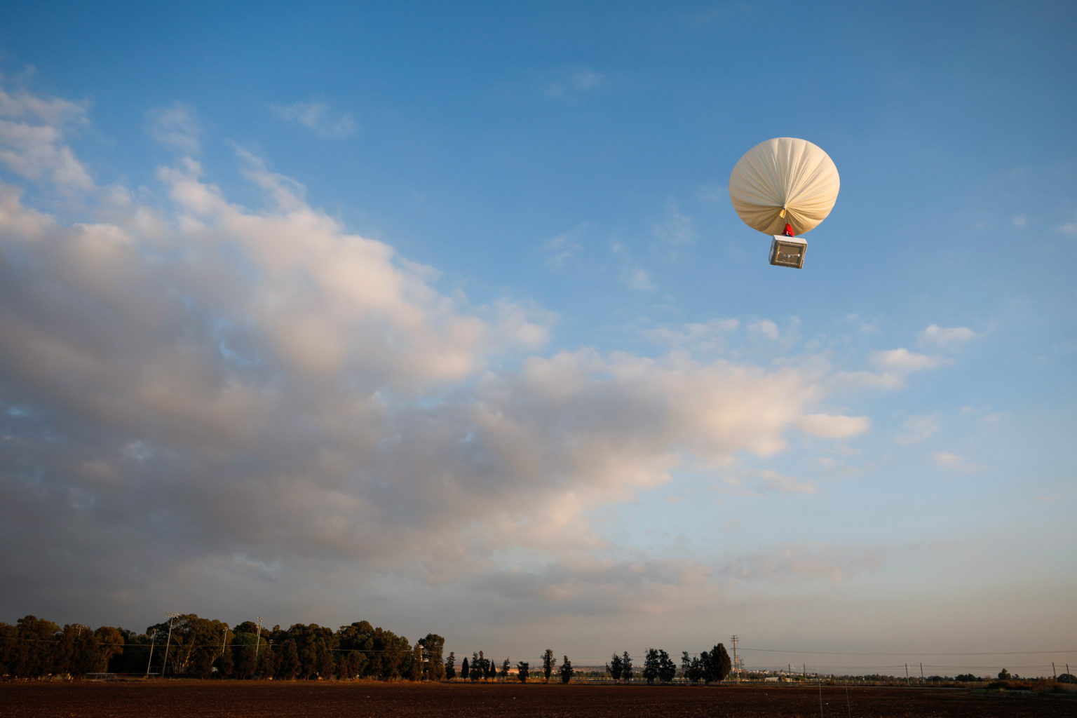 Sky's the limit: Israeli startup develops balloons to capture carbon ...