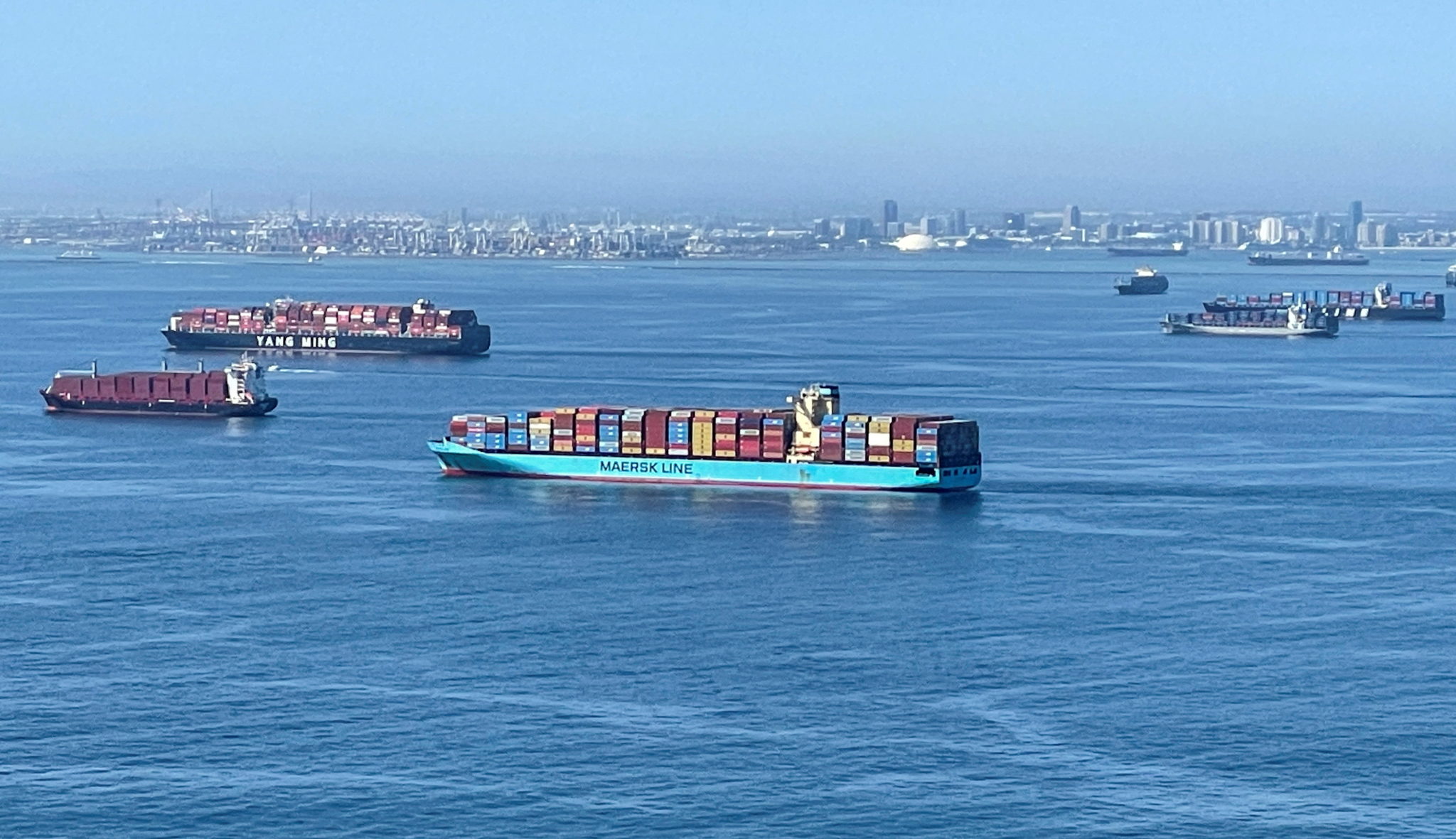 As Port of Los Angeles import backups ease, empty containers pile up ...