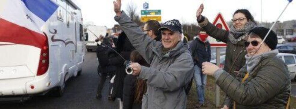 Freedom Convoy spreads, thousands descend on Paris | The Jim Bakker Show